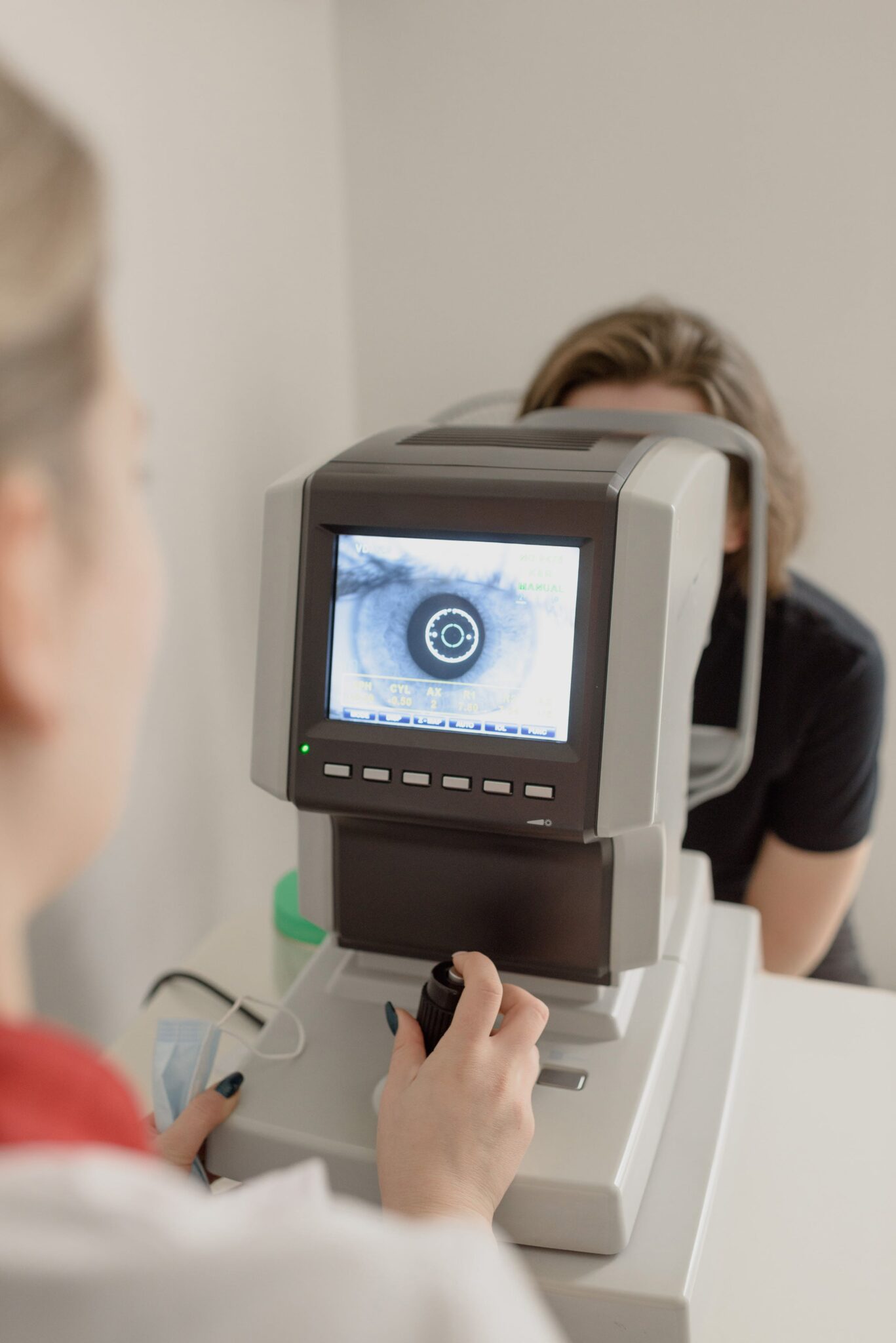 LASIK Technology 2025: Wavelight, Contoura and Patient Outlooks